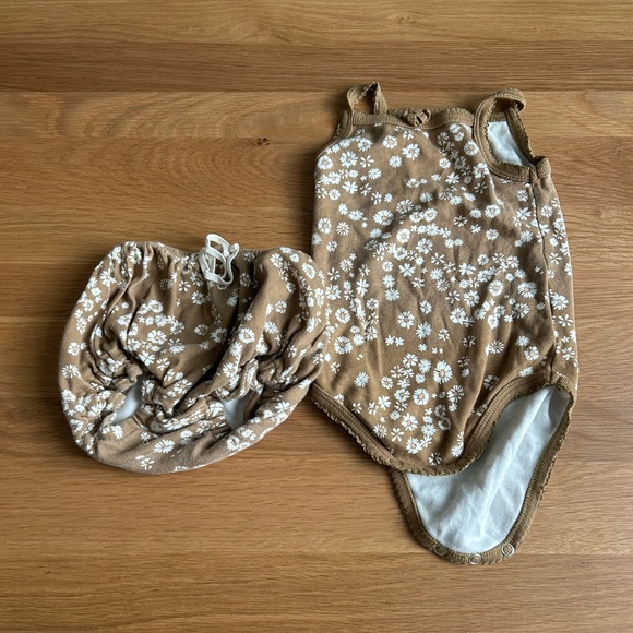 Jamie Kay | Matching Sets | Jamie Kay Gold Daisy Bloomer Set | Poshmark